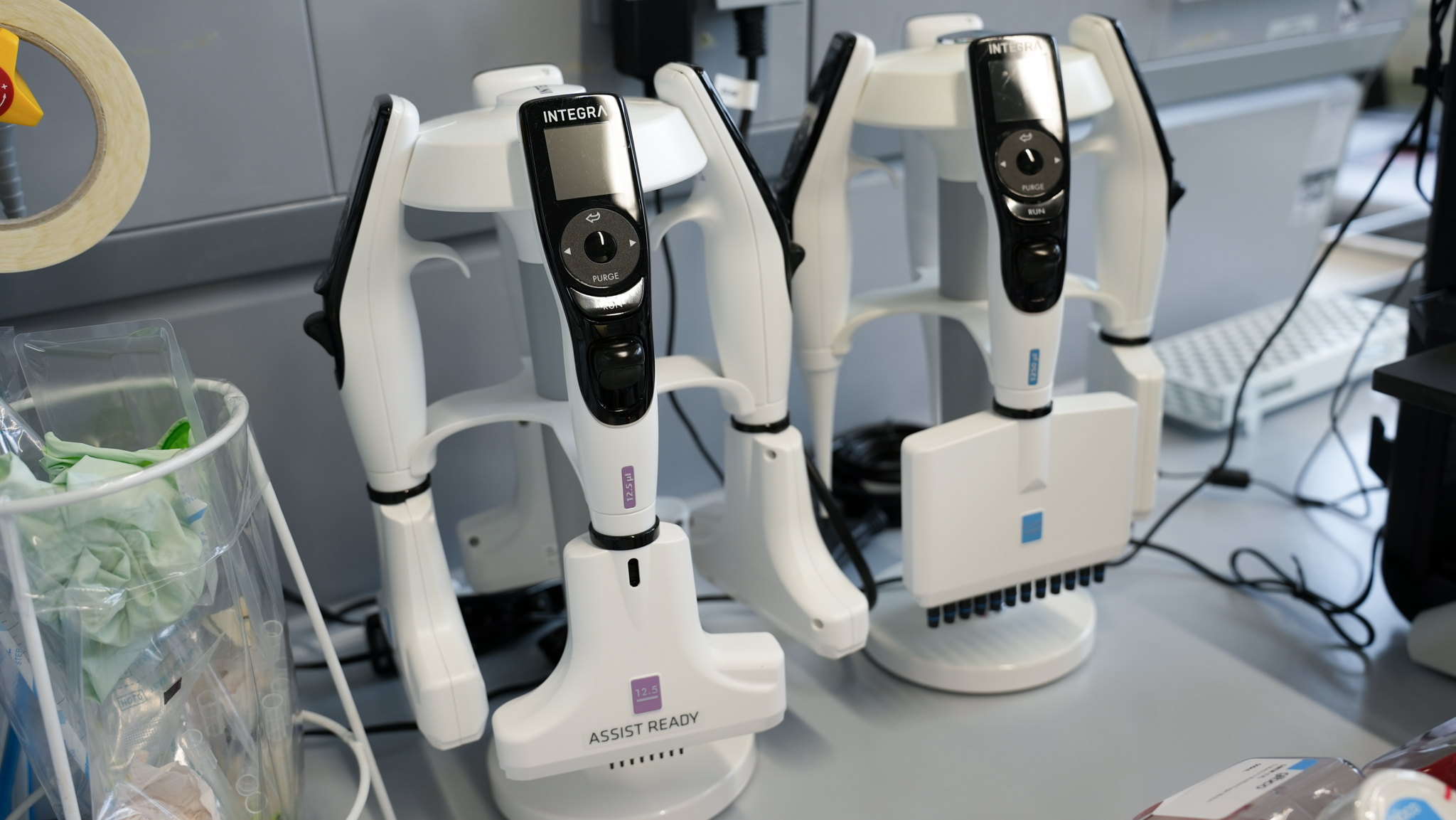 Technology Platform | Robotics and Liquid Handling | HELMHOLTZ HIPS