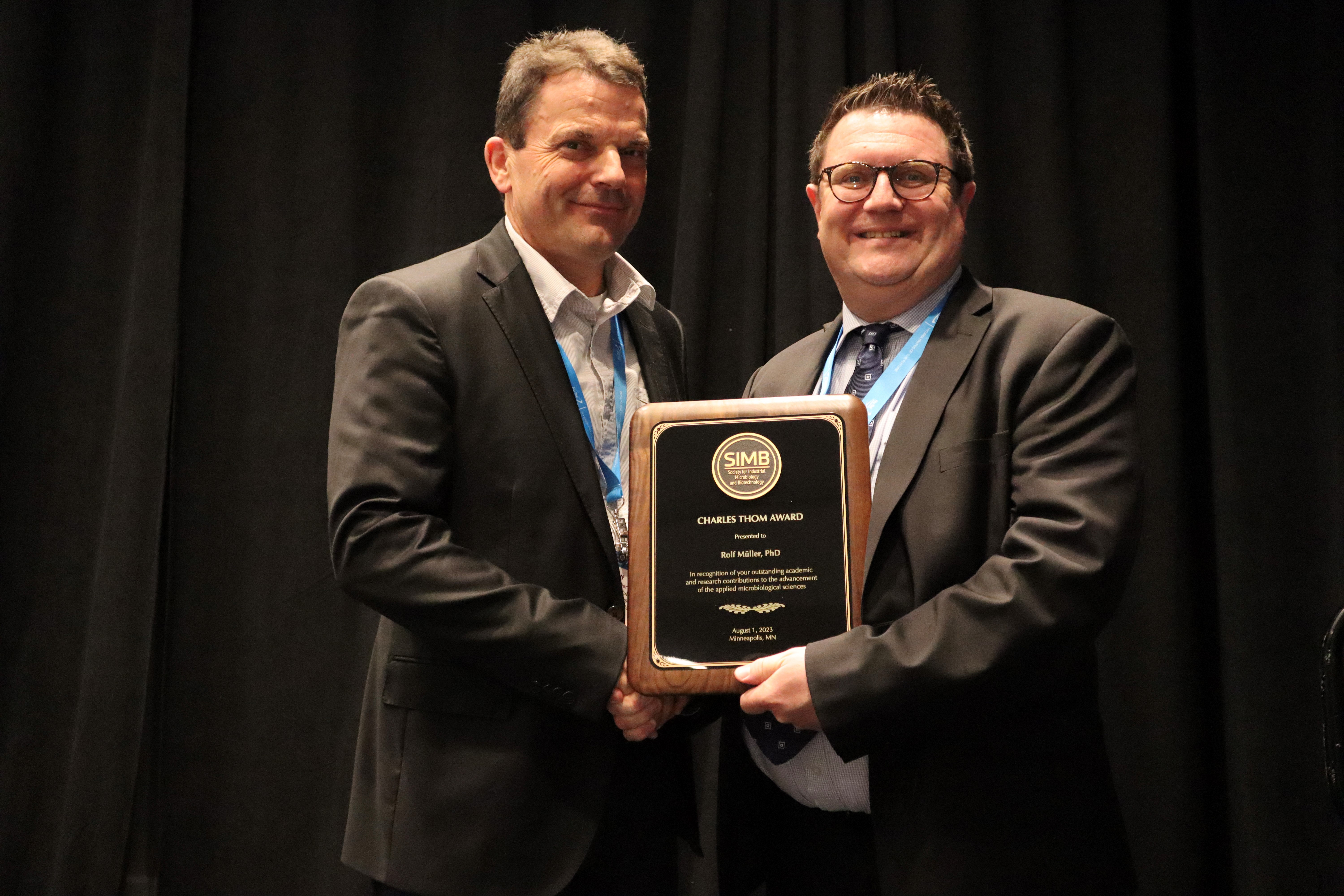 Charles Thom Preis 2023 für Rolf Müller | HELMHOLTZ HIPS